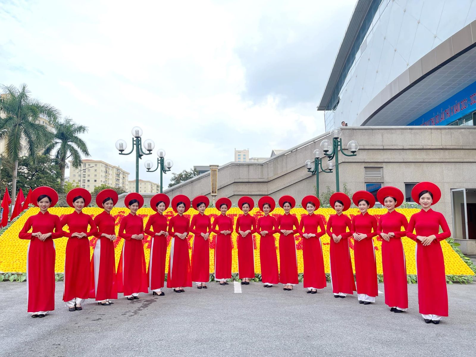 Cho thuê PG trẻ đẹp, chuyên nghiệp | Sen Xanh Event